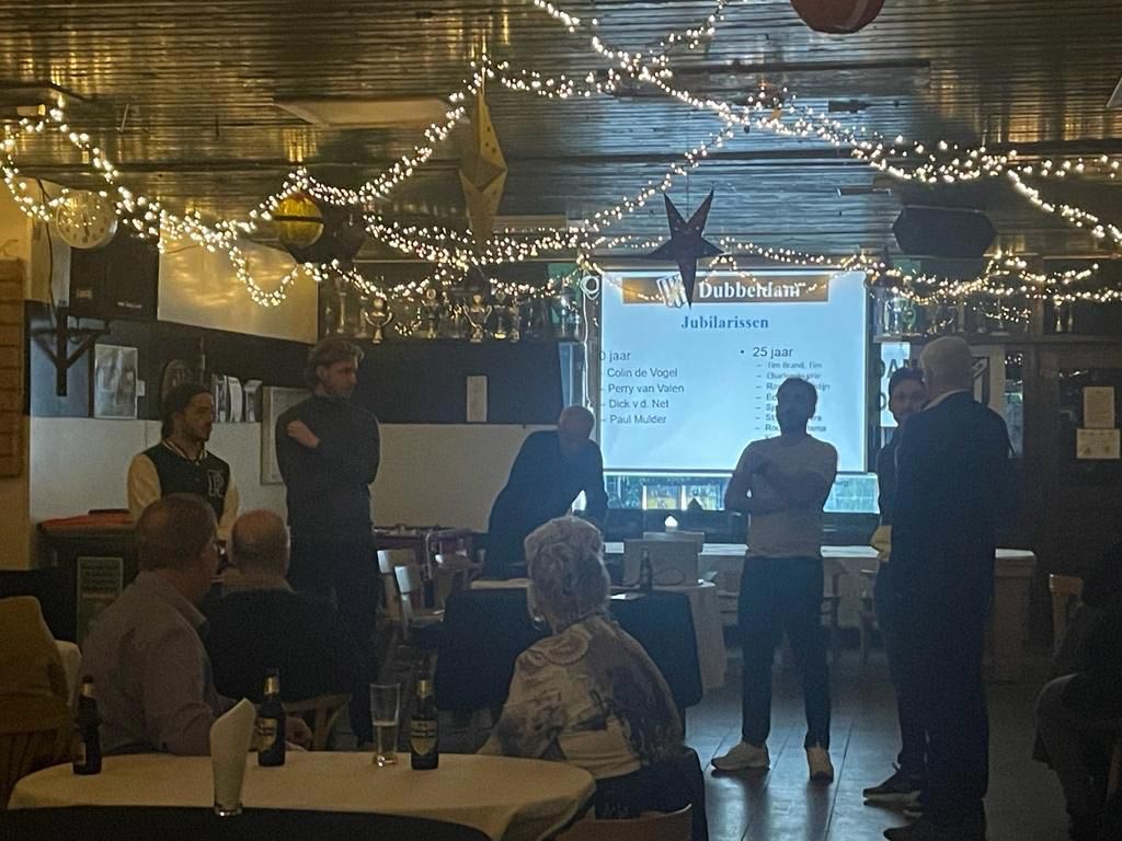 Jubilarissen in het zonnetje gezet | v.v. Dubbeldam